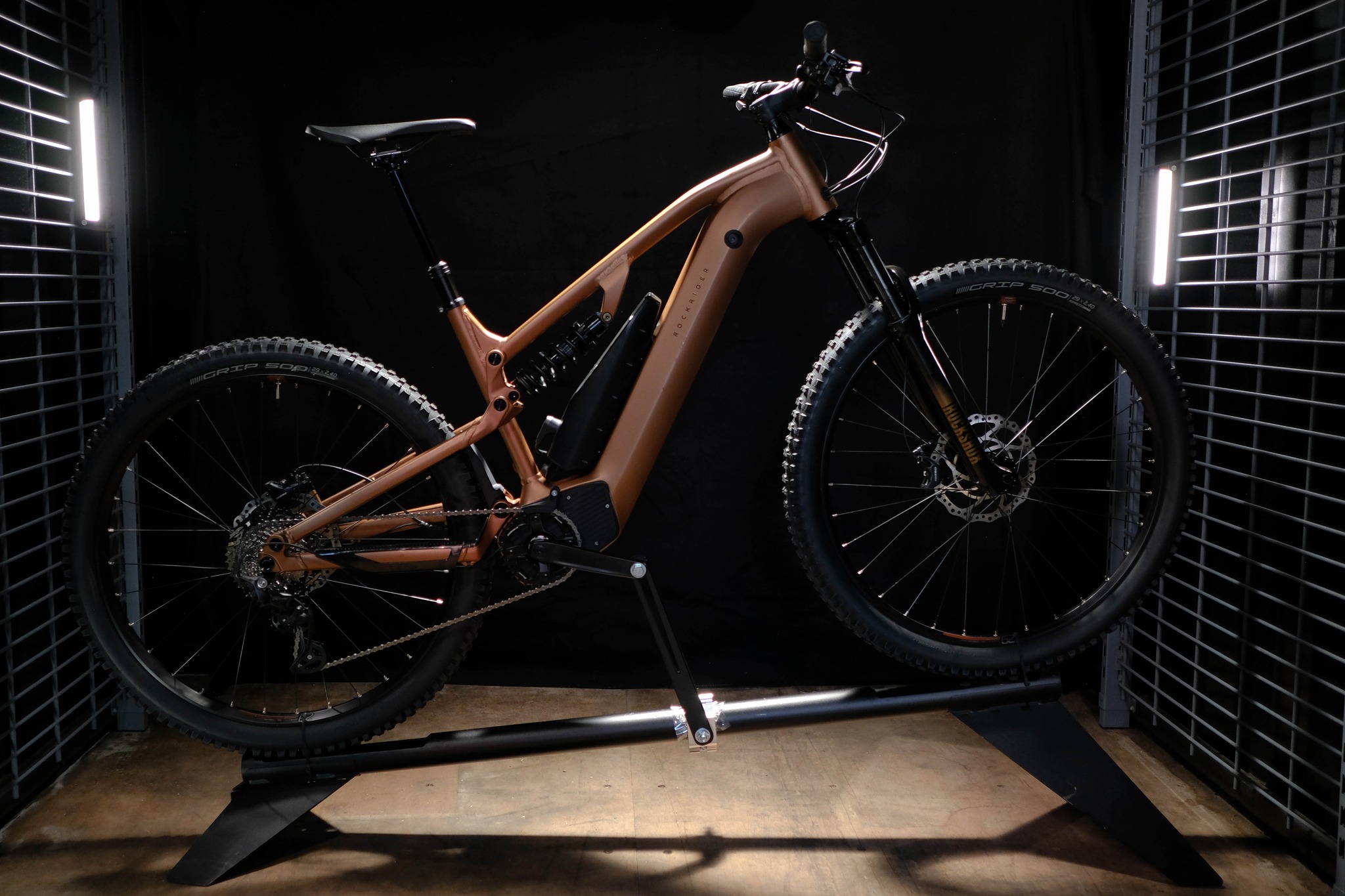 VTT électrique Rockrider E-XPL : le premier VTTAE tout-suspendu